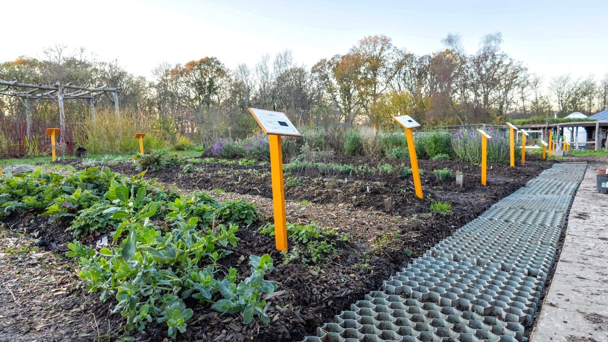 Little Gate Farm – Gardenscapedirect