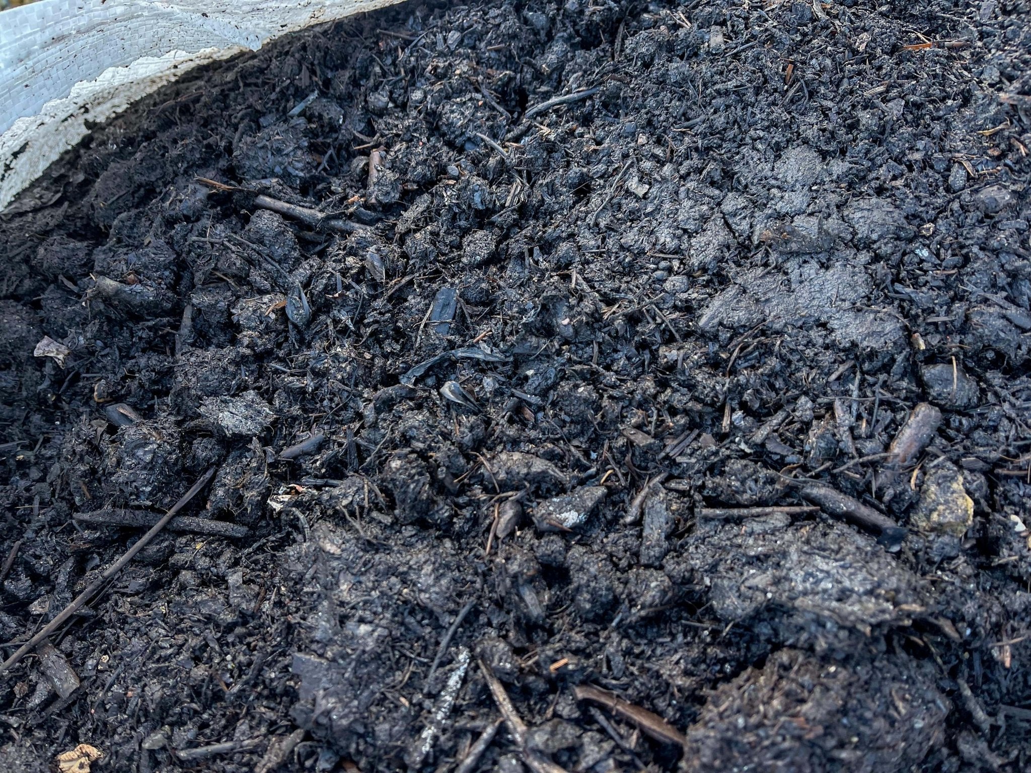 Peat Free Compost - Free Local Bulk Bag Delivery – Gardenscapedirect